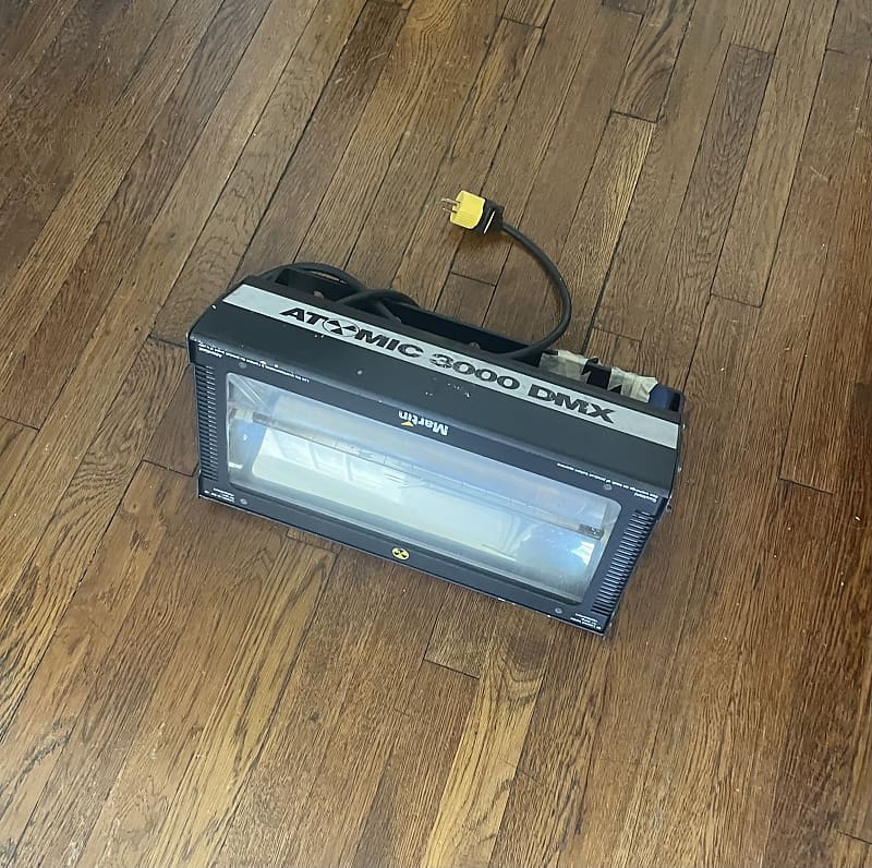 Martin Atomic 3000 | Reverb