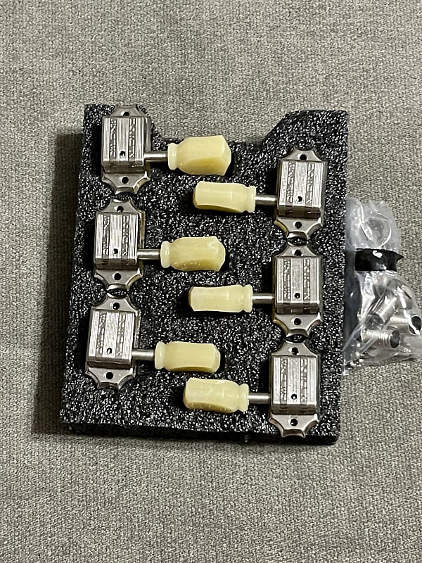 Gibson Deluxe Tuning Heads | Reverb