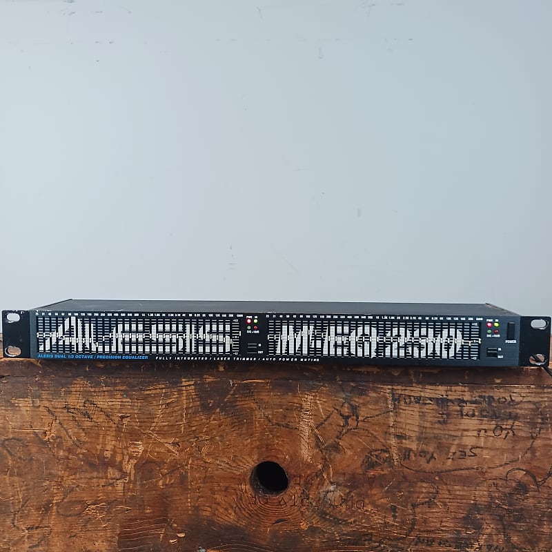 Alesis M-EQ-230 Dual 1/3 Octave Precision EQ | Reverb