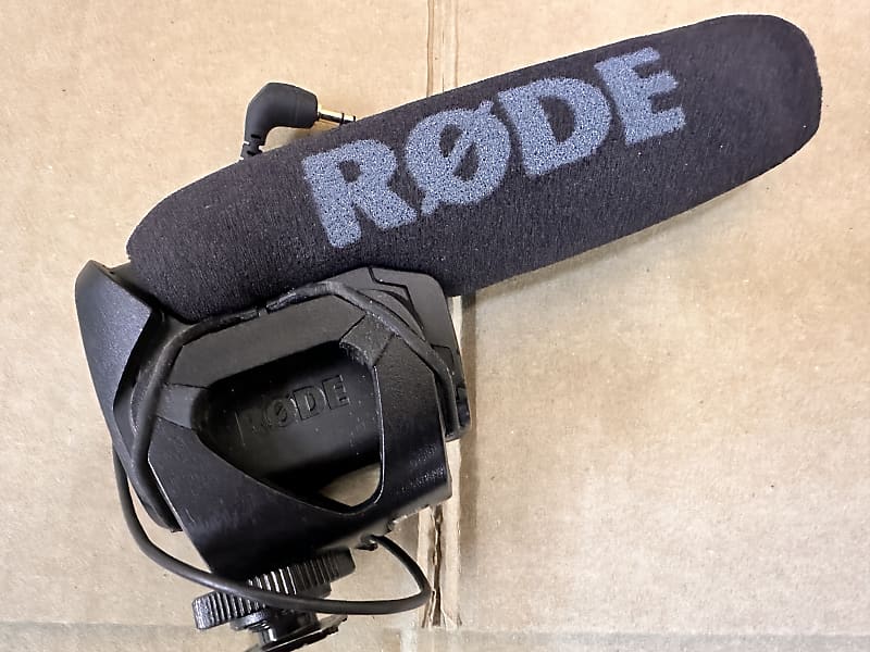 Rode VideoMic Pro Shotgun Condenser Microphone - three | Reverb