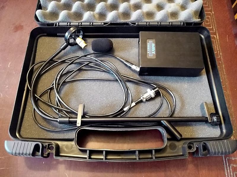 AMT Electronics Applied Microphone Technology AMT S25B | Reverb