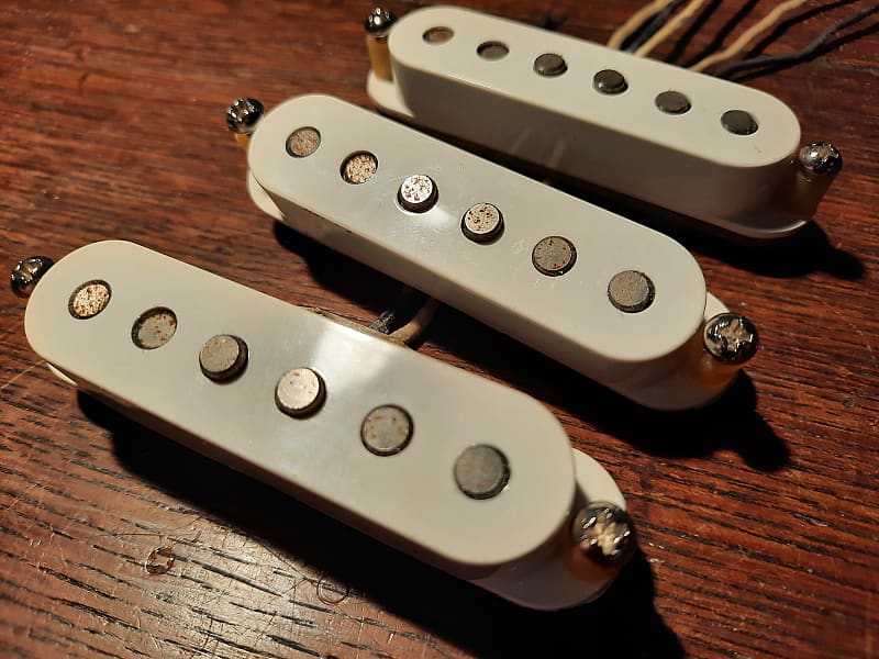 Set of Jesse Davey Kingtone Bluebird J1 Stratocaster pickups | Reverb