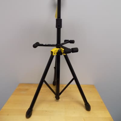 Hercules GS432B PLUS Auto Grip Triple Guitar Stand, Foldable | Reverb