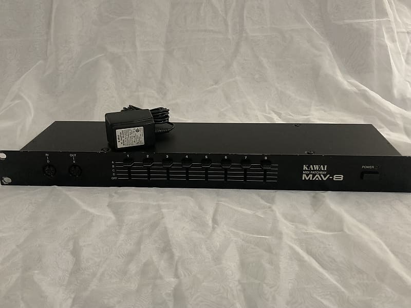 Kawai MAV-8 4 In 8 Out MIDI Patchbay Router | Reverb
