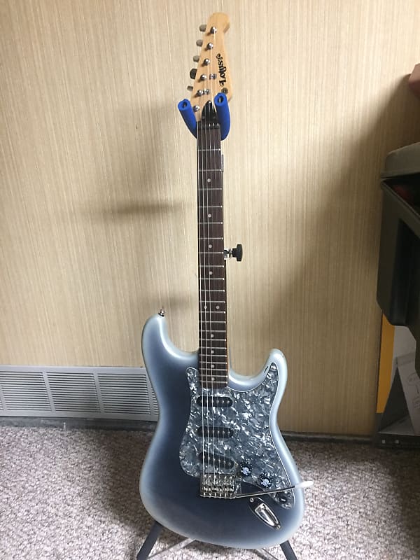 Lotus Strat Copy 1980s - Silverburst | Reverb