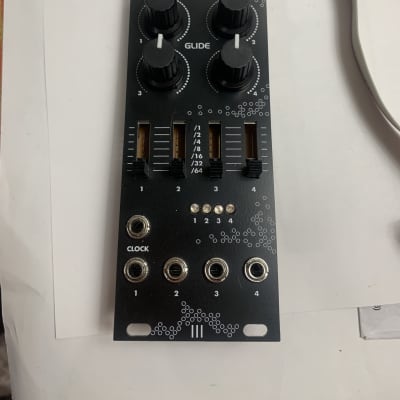 Tre Modular Switch Divider- clock divider and modulation | Reverb