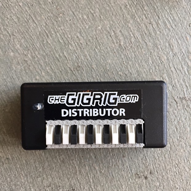 The Gig Rig Distributor & 6 Customizable Connector Cables | Reverb