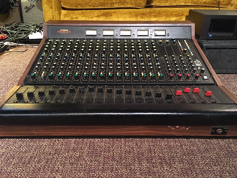 Yamaha M916 16 Channel Analog Console 1980 | Reverb