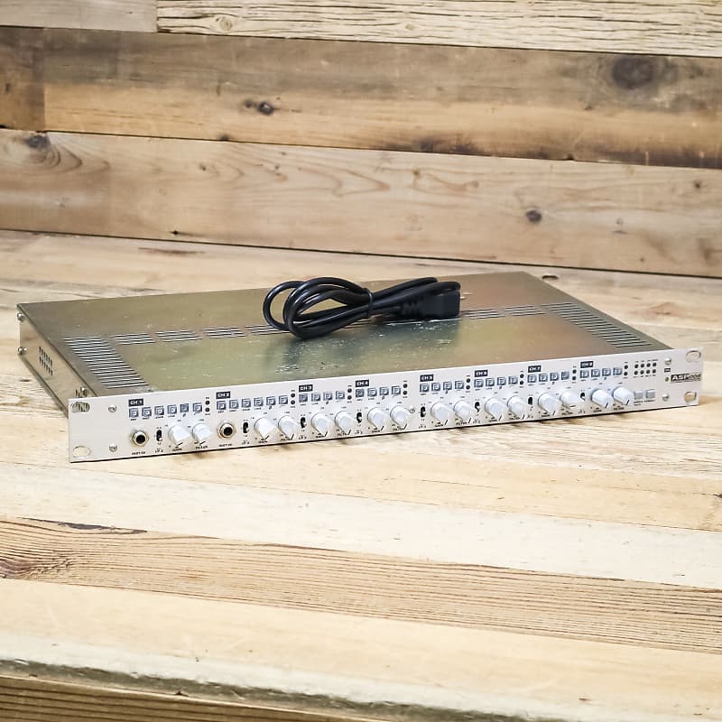 Audient ASP008 8-channel Variable Impedance Microphone Preamp | Reverb