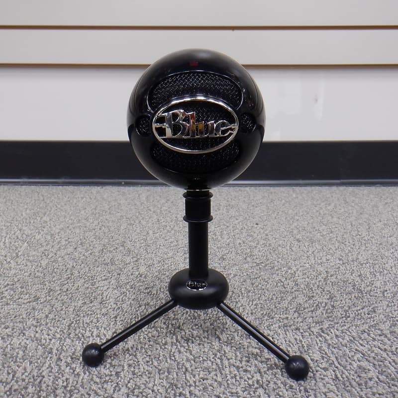 Used Blue SNOWBALL BLACK (Very Good) | Reverb