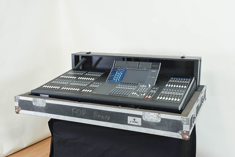 Yamaha M7CL-48 Version 3 48-Channel Digital Mixer with Road | Reverb