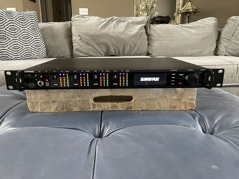 Shure AD4Q 4 Channel Wireless Receiver 2022 - Black | Reverb