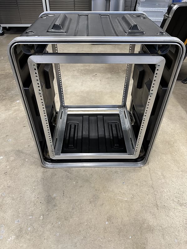 SKB SKB 12U Shockmount Rack | Reverb