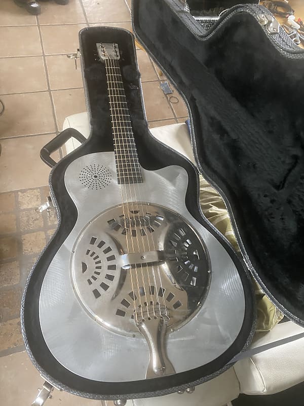 Martin Alternative 2 resonator 2005/6 - Silver | Reverb