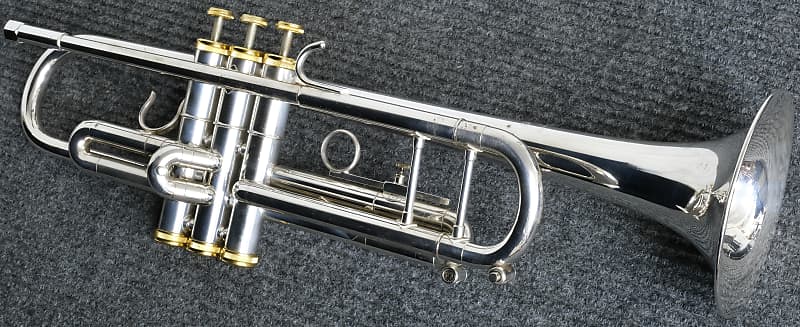 Getzen Eterna II 700 Bb Trumpet Silver/Gold | Reverb