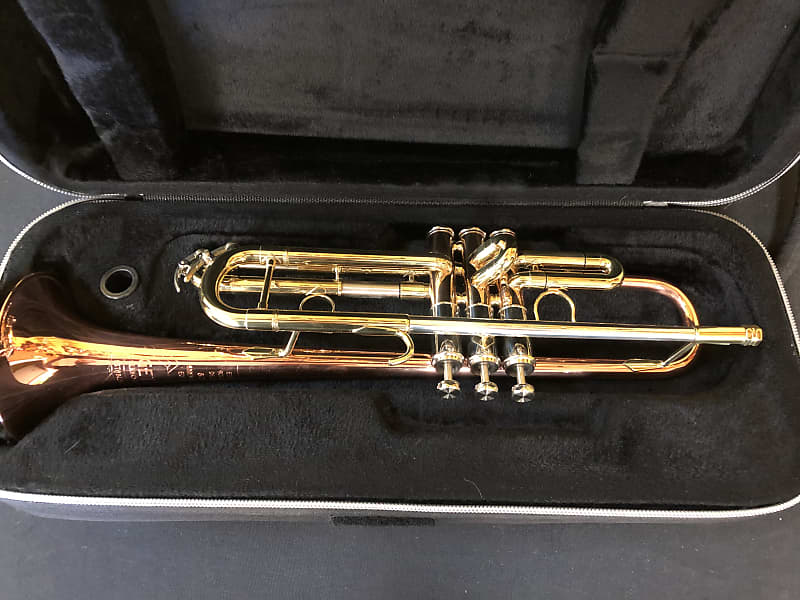 Getzen 900DLX Bb Eterna Deluxe Trumpet | Reverb
