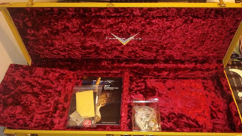 Fender Custom Shop Stratocaster Case & Accessories | Reverb