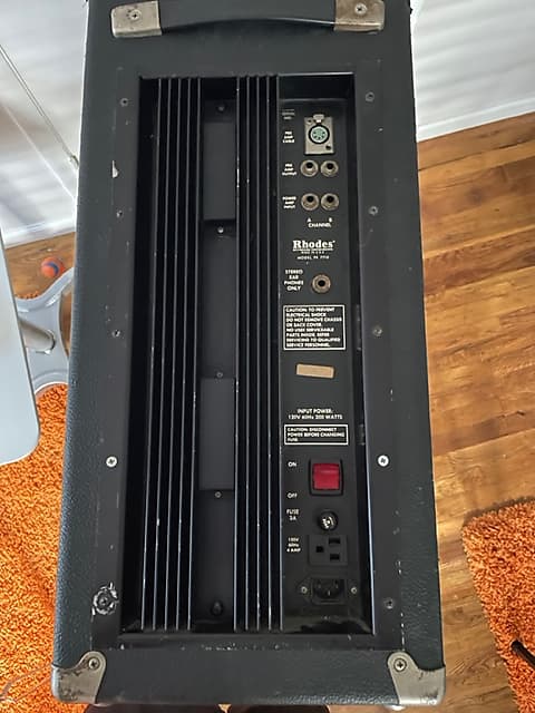 Fender Rhodes Janus Amp | Reverb