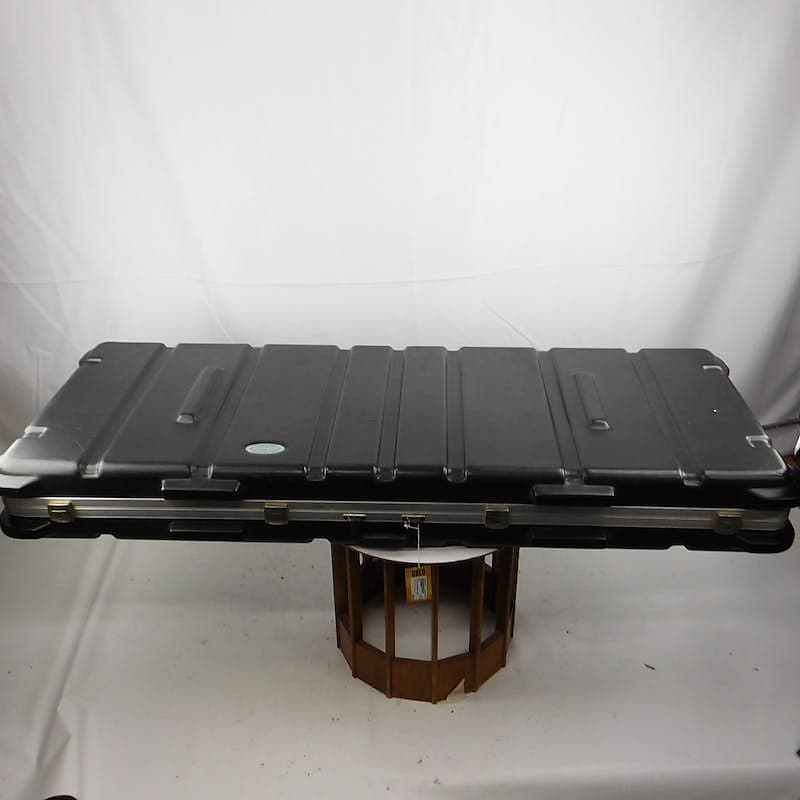 Used SKB 88 KEY KEYBOARD CASE | Reverb