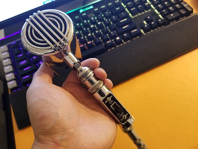 Rare Astatic 600s Rocket Mic w/ On/Off Switch | Reverb