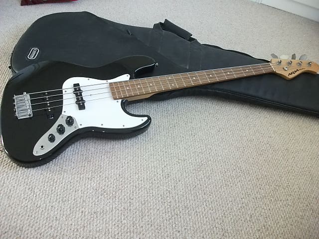ARIA BASS GUITAR | Reverb