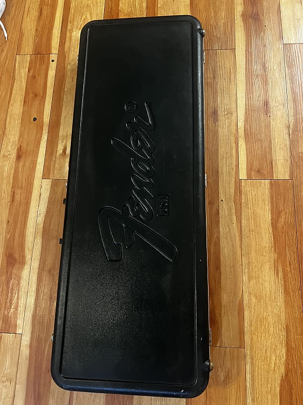 Fender USA Molded Stratocaster/Telecaster Hardshell Case | Reverb