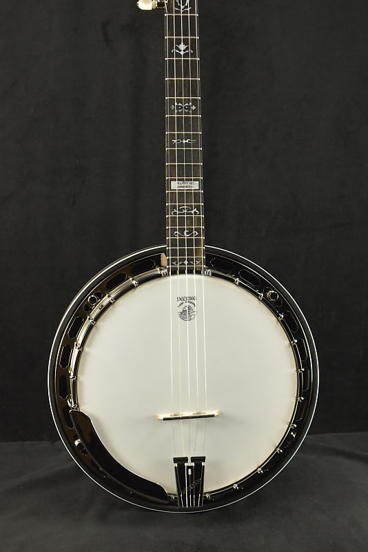 Deering Rustic Wreath 5-String Walnut Stained Maple Banjo | Reverb