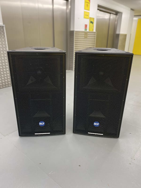 2 x RCF 4PRO 6001-A 3-way Powered Speakers - Immaculate - | Reverb UK