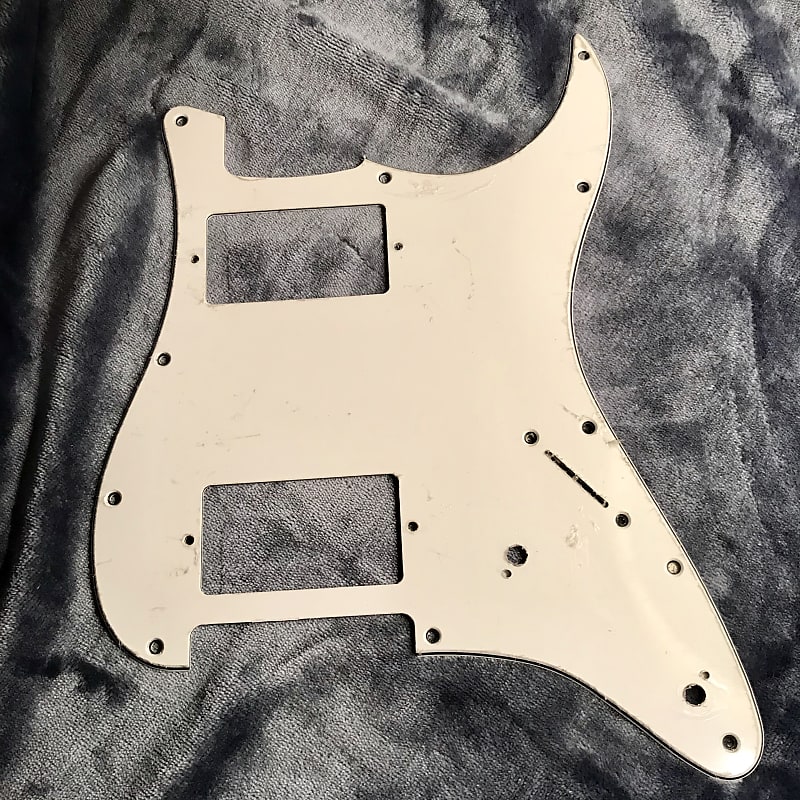 Squier Stratocaster Double Humbucker Shielded Pickguard 3-Ply | Reverb