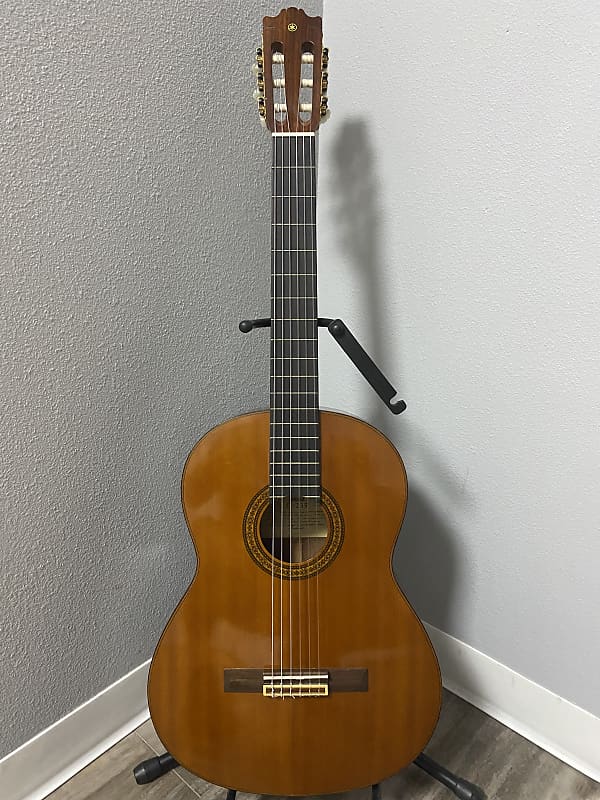 Yamaha G235 | Reverb