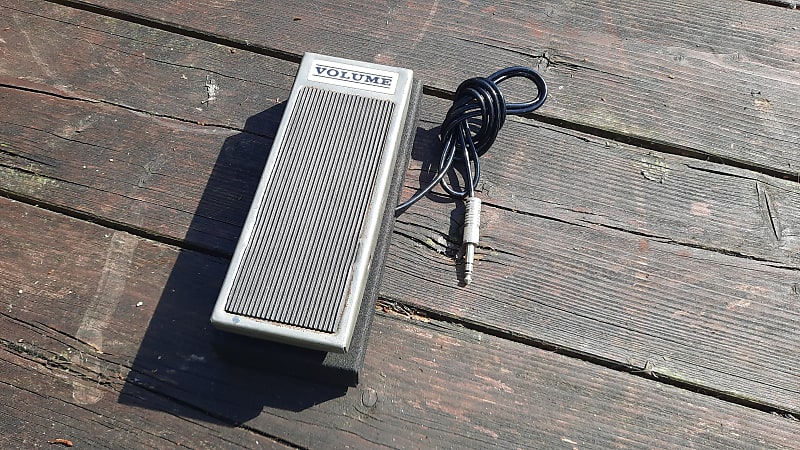 Cosmosound/Silversound Volume pedal | Reverb