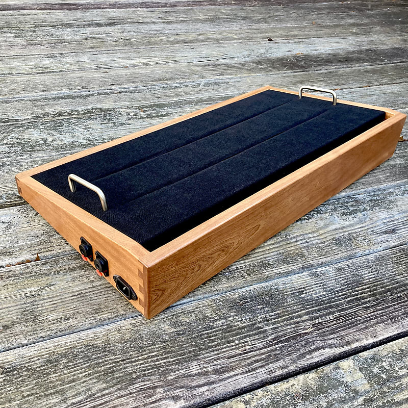 Conway Craftings Wooden Pedalboard Mahogany Wood 2024 Satin | Reverb