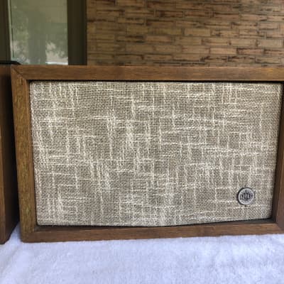 Aztec Coquette Vintage Bookshelf Speakers | Reverb