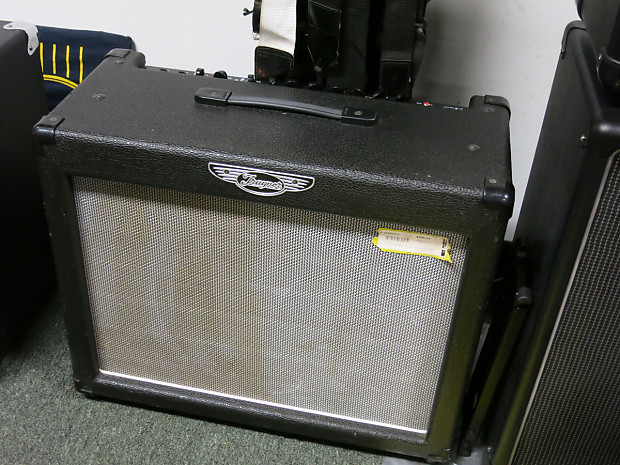 Traynor DG30D2 DynaGain 30-Watt 1x12" Solid State Guitar | Reverb UK