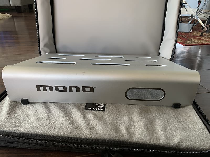 Mono Pedalboard SMALL WITH MONO CASE M80 series | Reverb