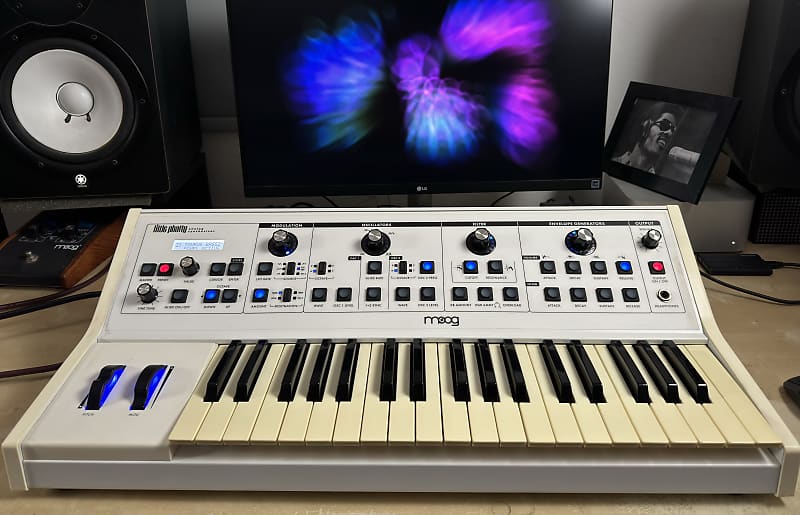Moog Little Phatty Monophonic Analog Synthesizer 2010s - | Reverb