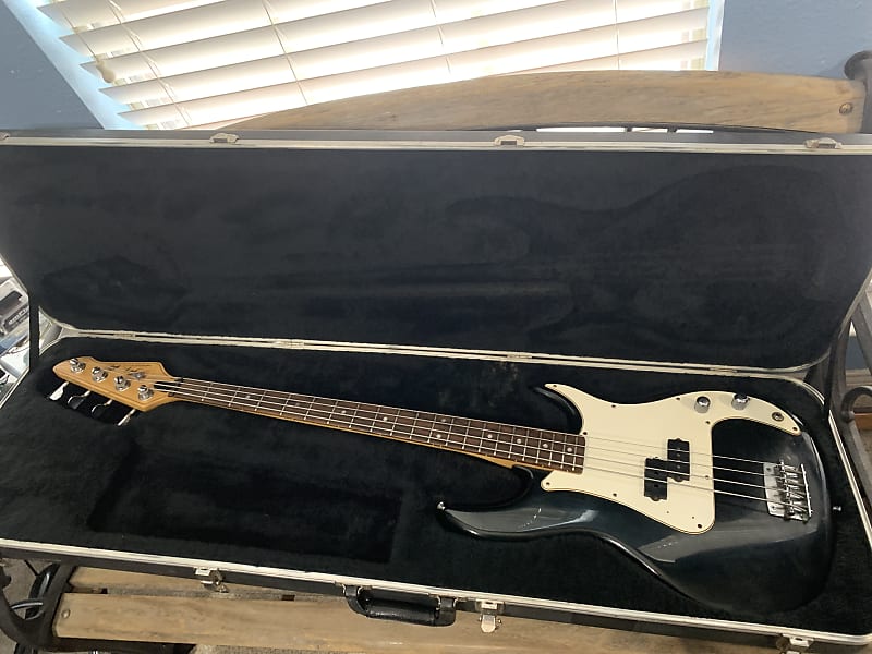 Made in the USA Peavey Fury IV 1980's - Black with new | Reverb