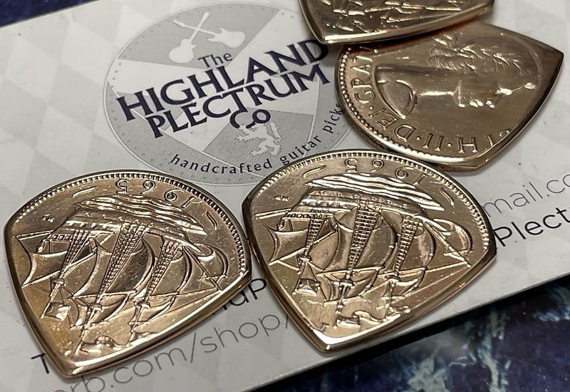 The Highland Plectrum Co. One 1965 Queen Elizabeth Half Penny | Reverb