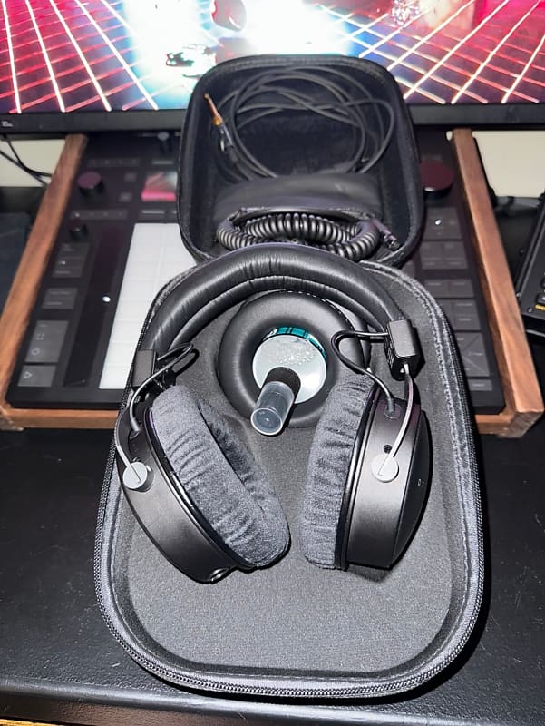 Beyerdynamic DT 1770 Pro Closed-Back Studio Headphones 2024 - | Reverb
