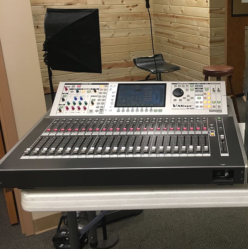 RSS by Roland V-Mixer M-400 | Reverb