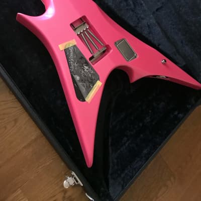 ESP CHUNPA-V [Flip Flap Pink] ALDIOUS Toki Signature Model | Reverb