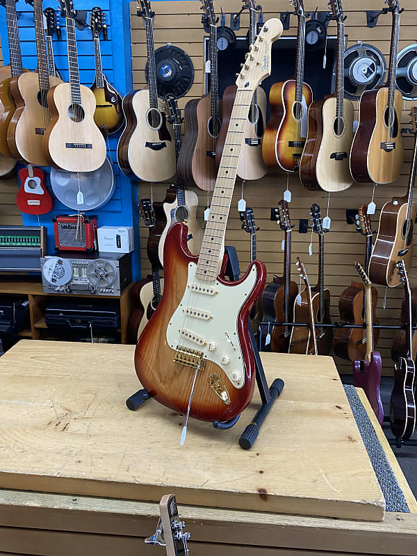 Fender Mexican Stratocaster Sienna Sunburst Electric Guitar | Reverb