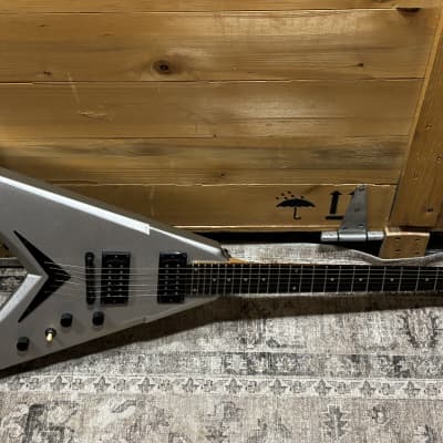 Dean V 2000s white | Reverb