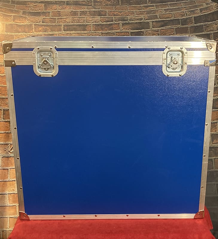 Unbranded Flight Case (27 x 13 1/2 x 25 1/2) Blue | Reverb