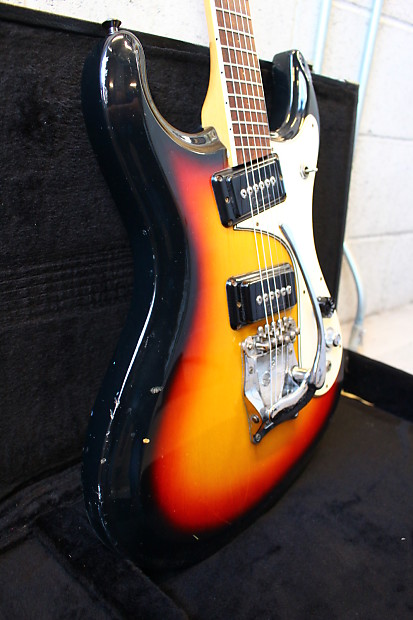 Firstman Mosrite Ventures Avenger Sunburst | Reverb