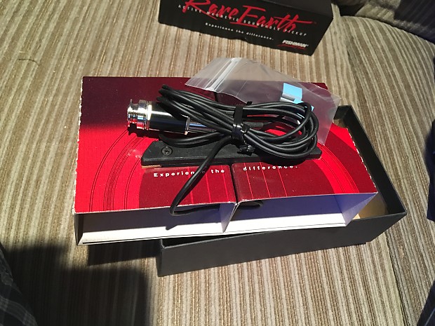 Fishman Fishman Rare Earth Active Magnetic Soundhole Pickup | Reverb