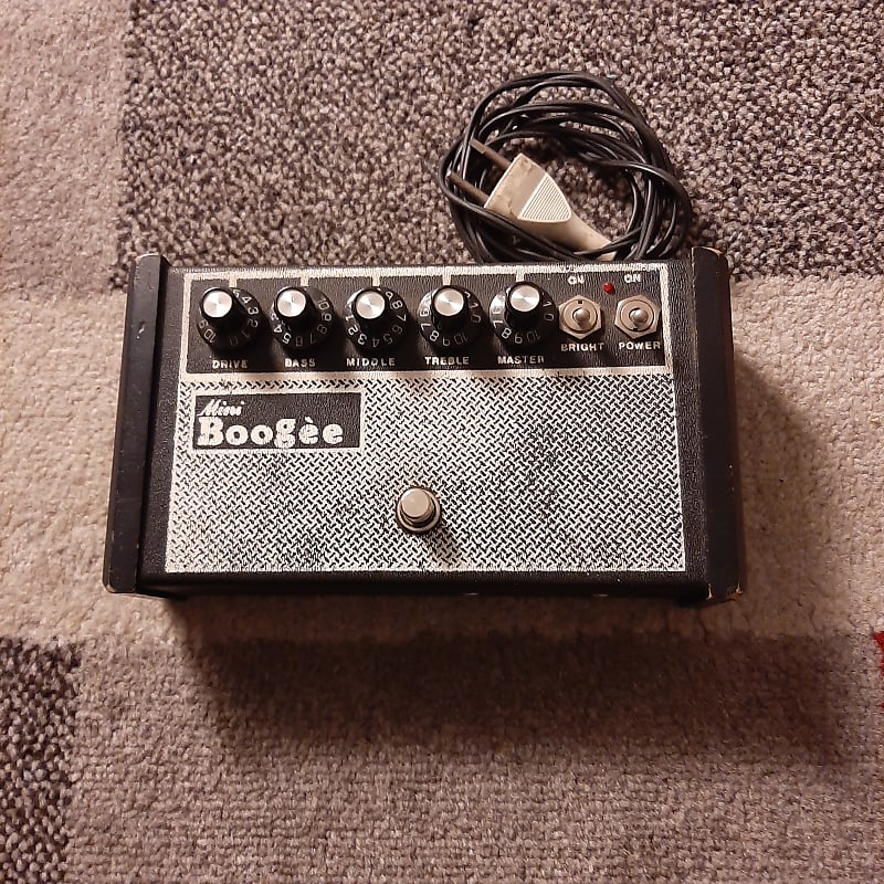BK Butler Mini boogee 1980 - Nero - 220 v 60 Hz | Reverb Canada
