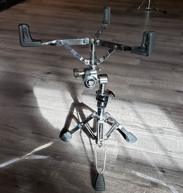Used Pearl Heavy Duty Double Braced Gyro Snare Drum Stand | Reverb