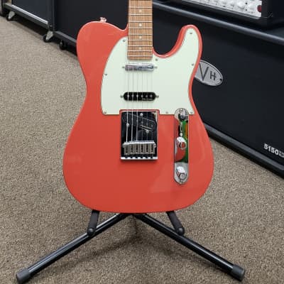 Fender Deluxe Nashville Telecaster with gig bag | Reverb