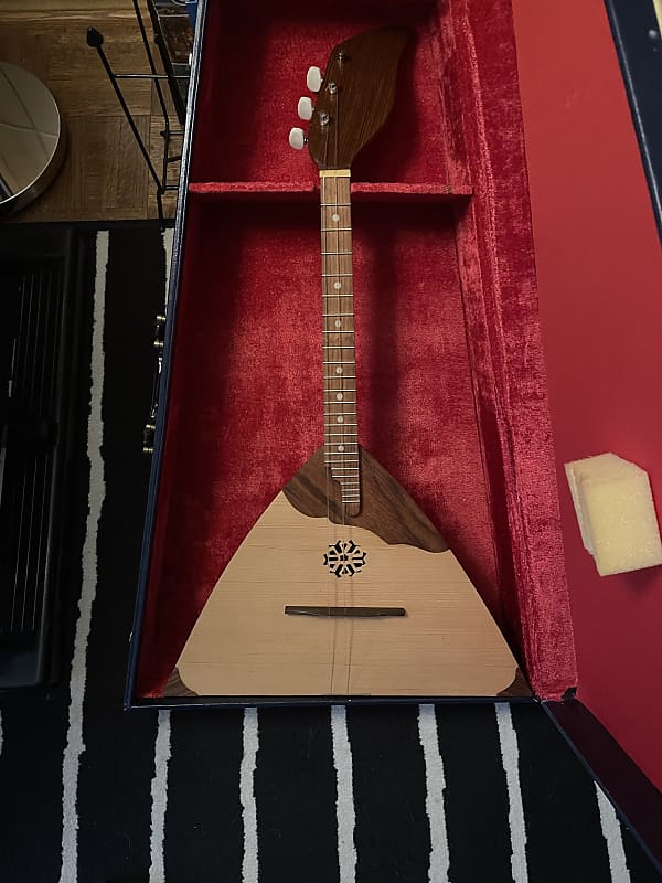 Unknown Modern Prima Balalaika & Hard Case | Reverb